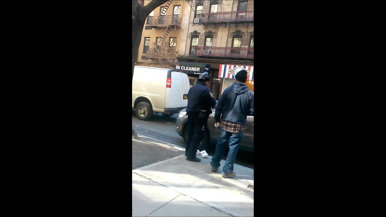 NYC traffic cop getting the NYC shake down cursed - YouTube
