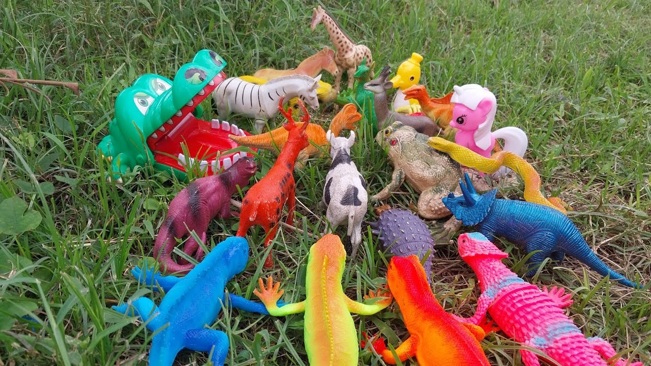 Looking for toy animals like chameleons, crocodiles, cows, frogs ...
