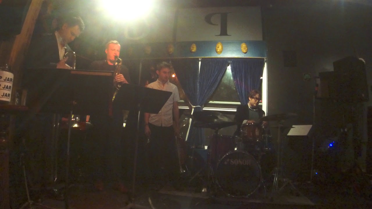 DB6 Dance Cadaverous - YouTube