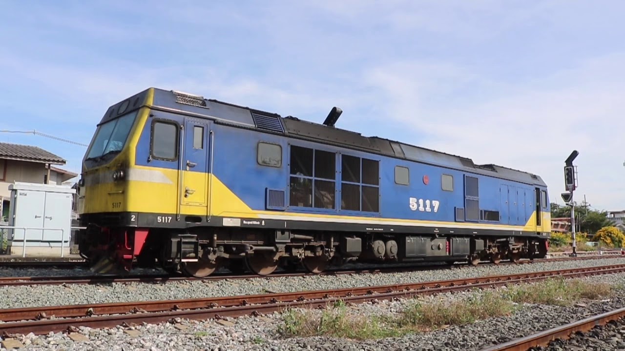 CSR SDA-3 Start engine | การสตาร์ทเครื่องยนต์ของหัวรถจักรCSR5117 - YouTube