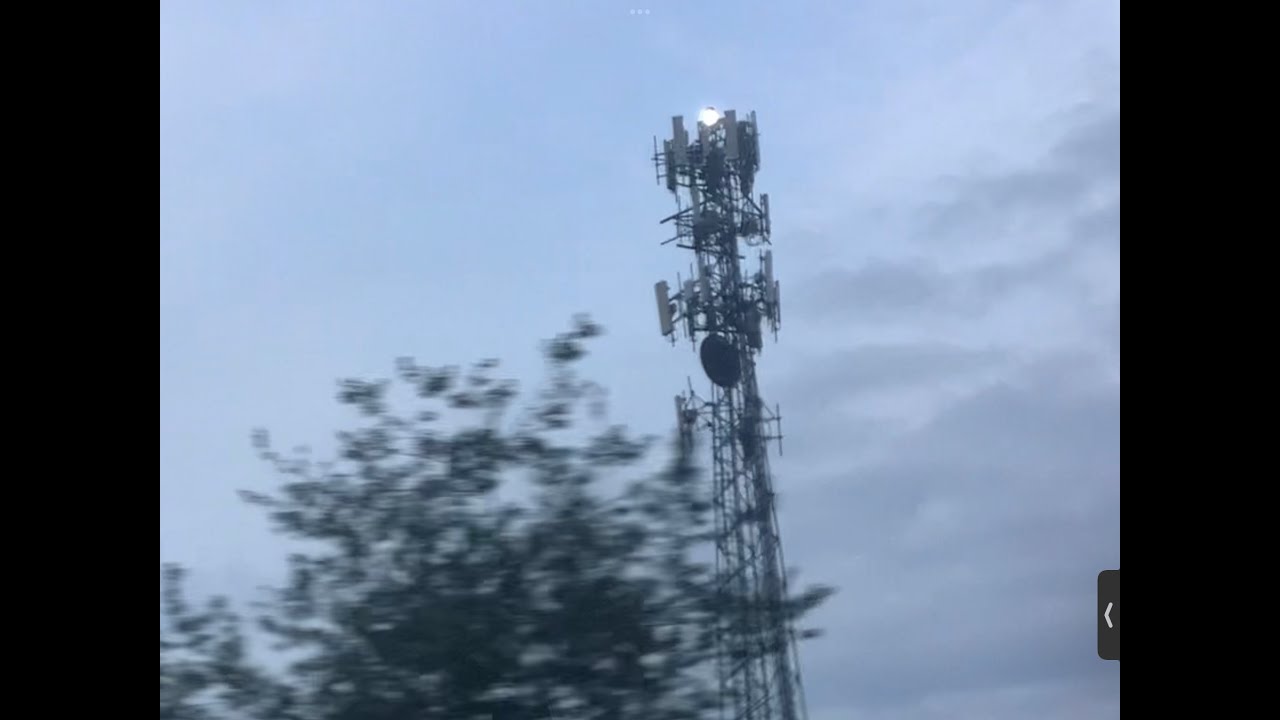 Cell tower on Hwy 76 in Harrisburg, Pennsylvania with an FH-324 on day ...