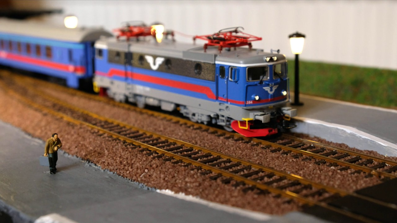 Roco 73455 SJ RC4 sounds - YouTube