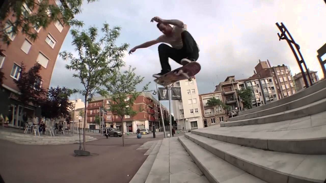 Johnny Layton - 31st Birthday Part - YouTube
