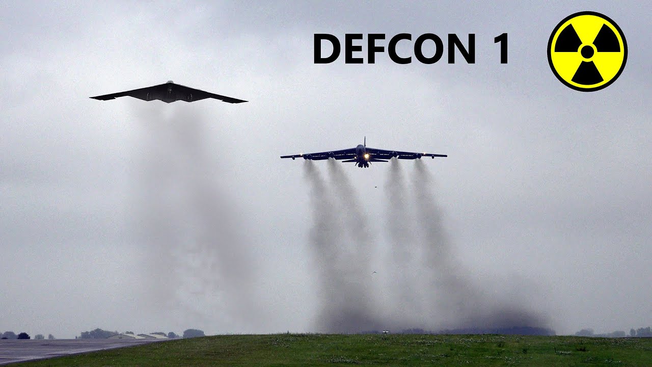 B-52 Stratofortress & B-2 Spirit's takeoff RAF Fairford - YouTube