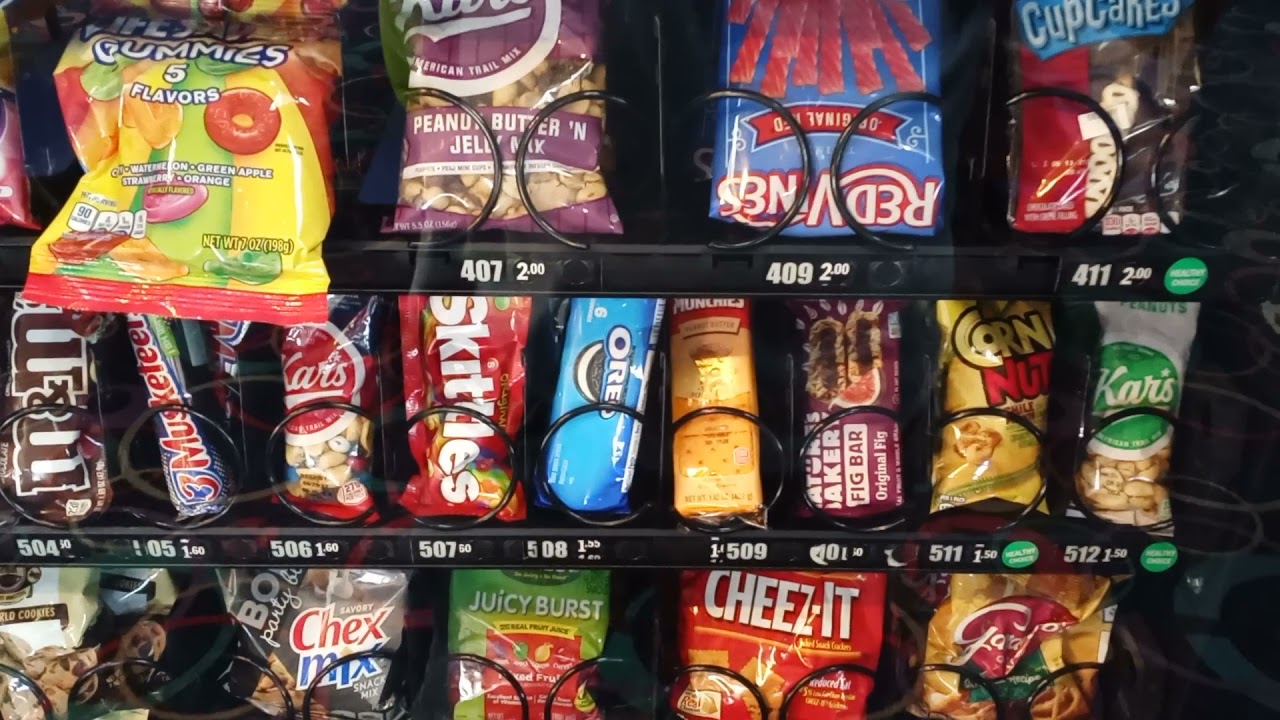Crane National #181 Snack Vending Machine @Mini Grand Prix - Las Vegas ...