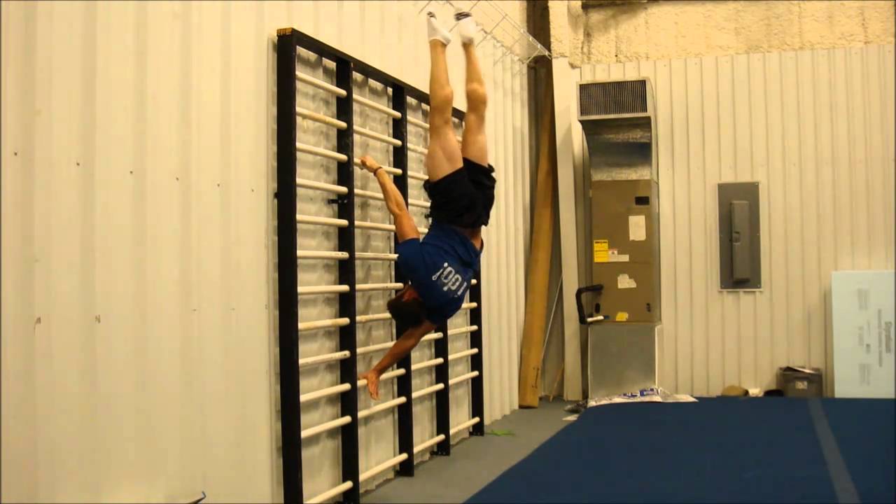 Human Flag Training - YouTube