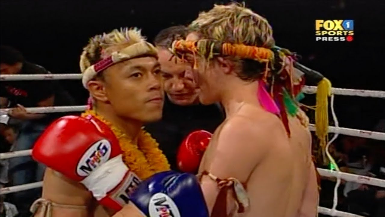 Chris "Tiger" White Vs Dane "Daddy Kool" Beauchamp - 1 (Evolution Muay ...