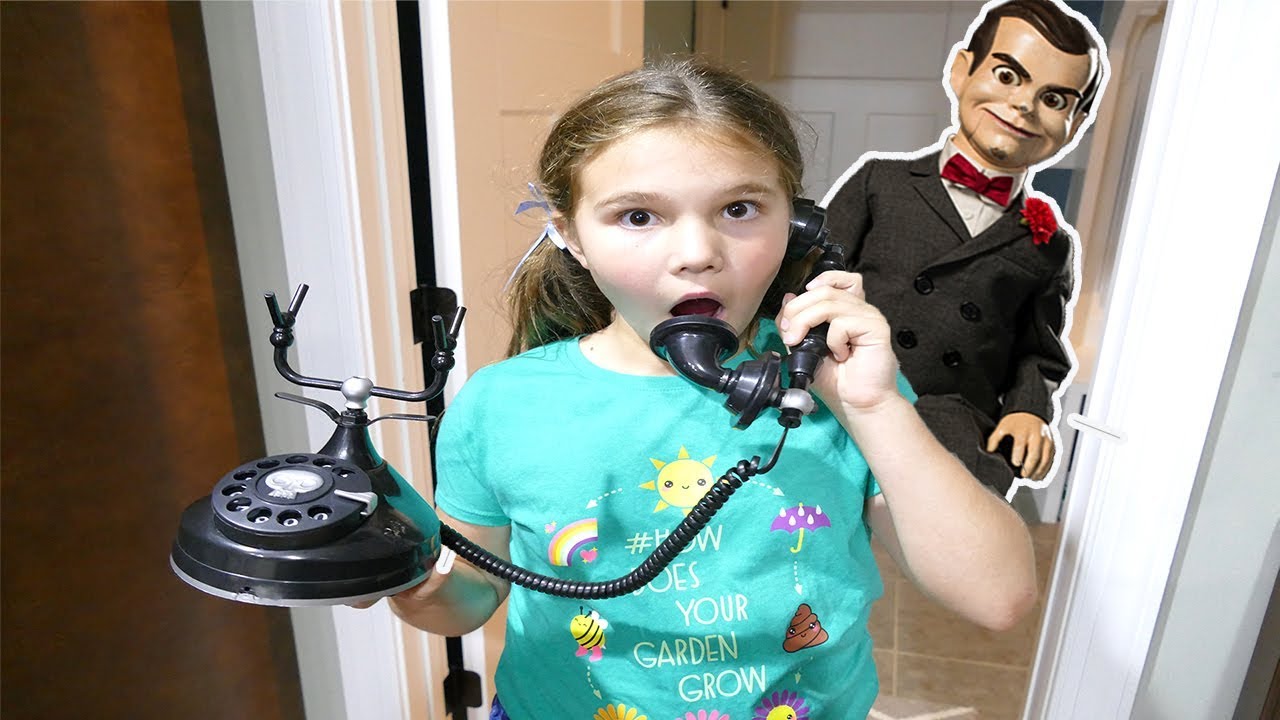 Don't Answer The Phone! Slappy's Back! Halloween Elf On The Shelf Is ...