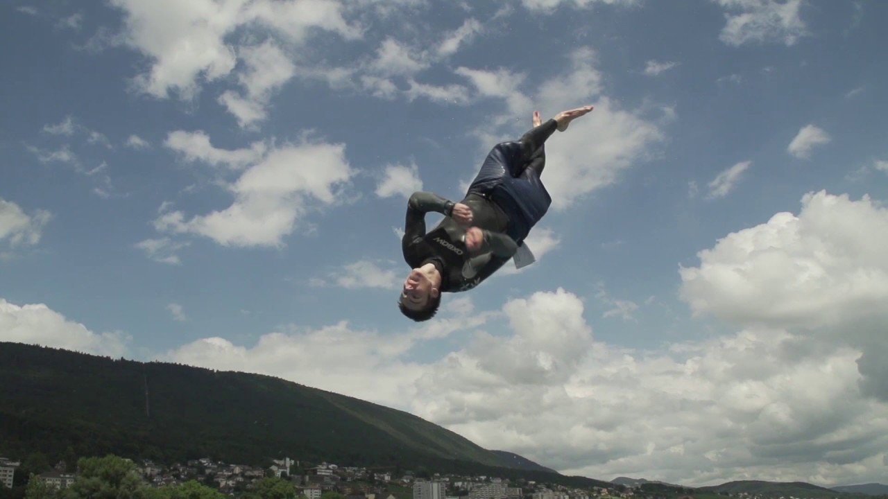 Diving / Highdiving in super slow motion (240 fps) - YouTube