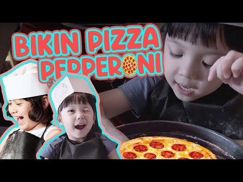 GEMPI VLOG! SERU BANGET BIKIN PEPPERONI PIZZA! So Yummy~