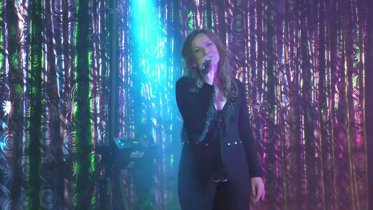 Ellen Roy What I've Got In Mind Multi Cam Ok - YouTube