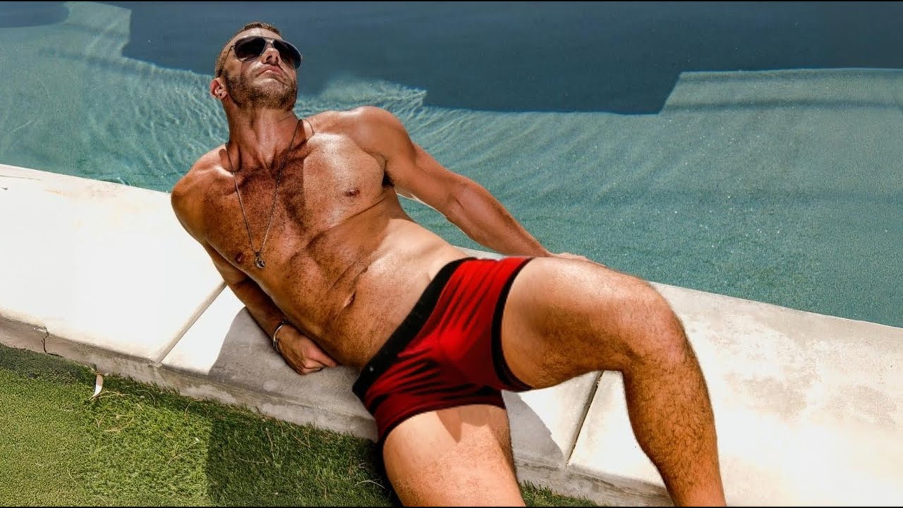 Dan Slater: A Musical Force with a Robust and Striking Build - YouTube