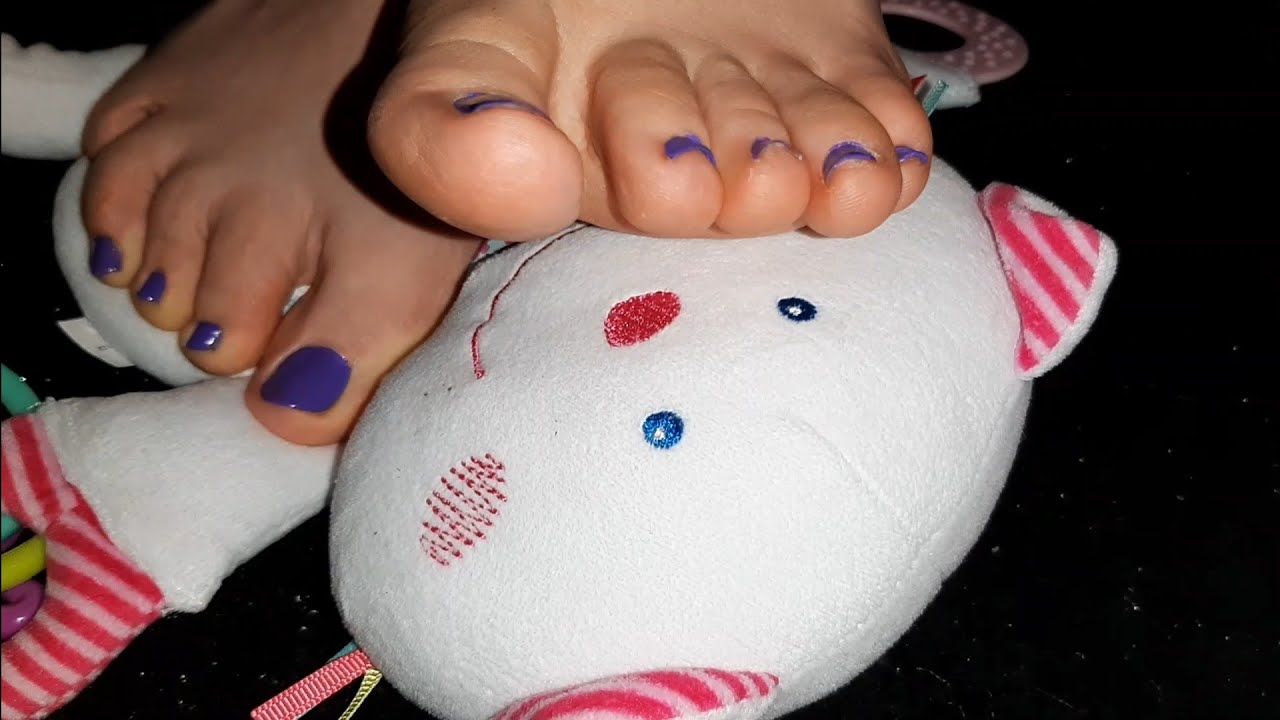 262 - sexy barefeet & trampling - YouTube