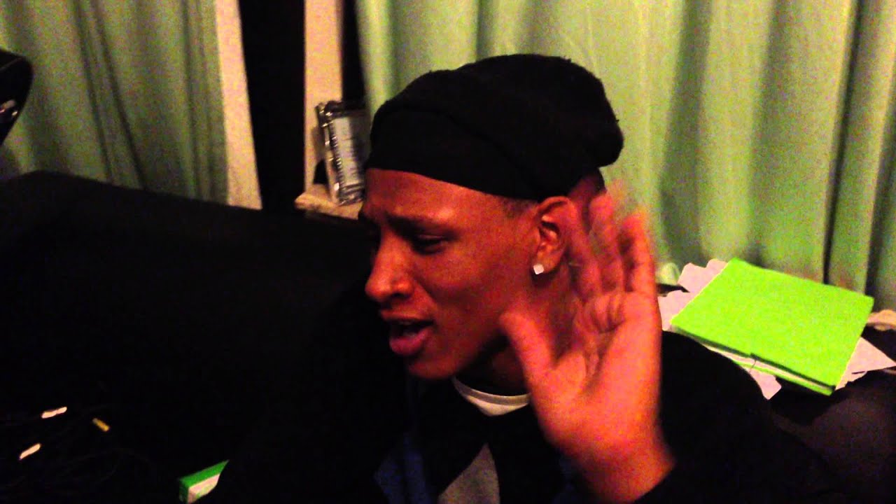 Boechi in de studio @ C.R.I. - YouTube