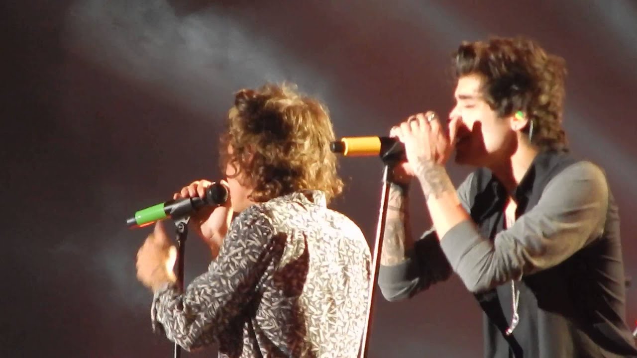 One Direction - Right Now 2/8/14 Toronto - YouTube