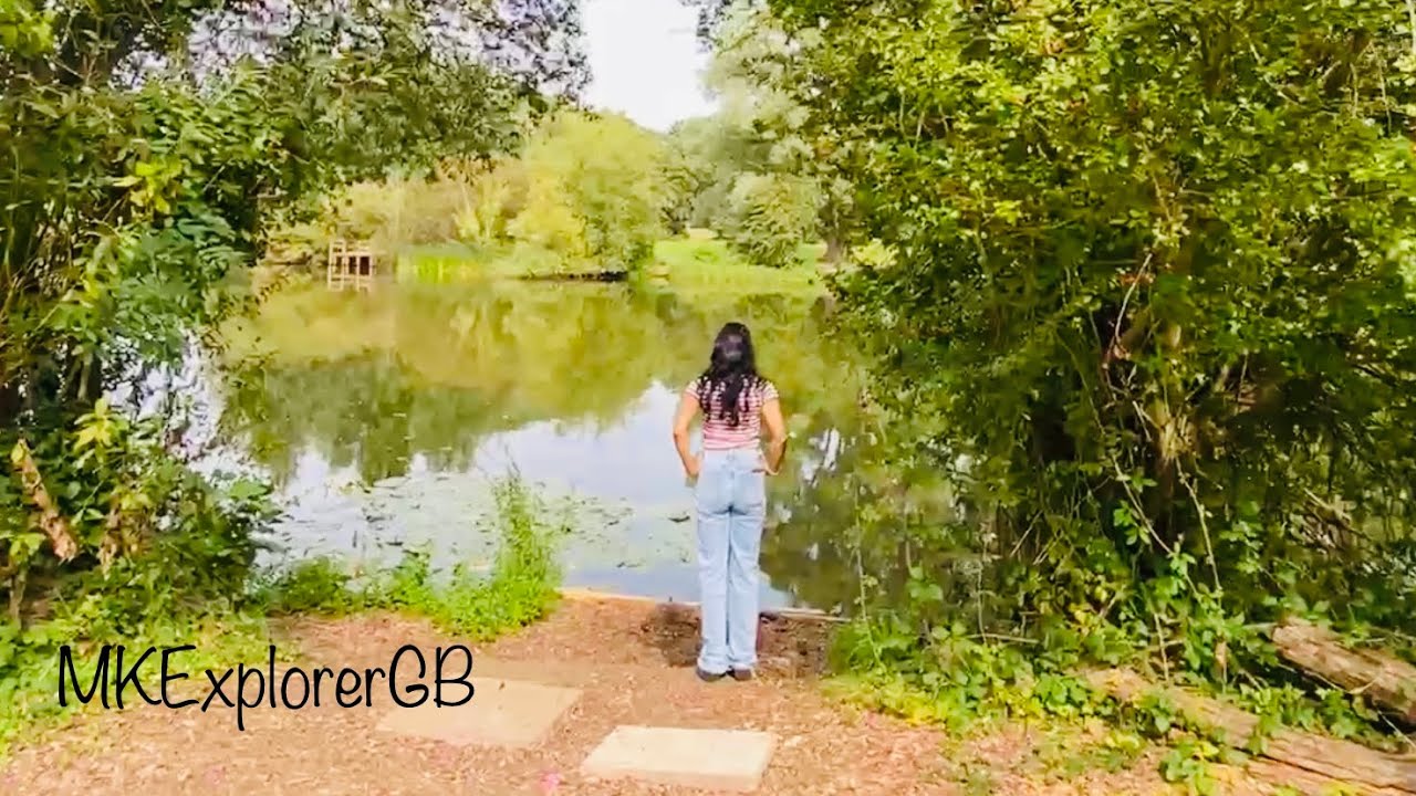 Mount Farm Lake - Bletchley - Milton Keynes Buckinghamshire England ...