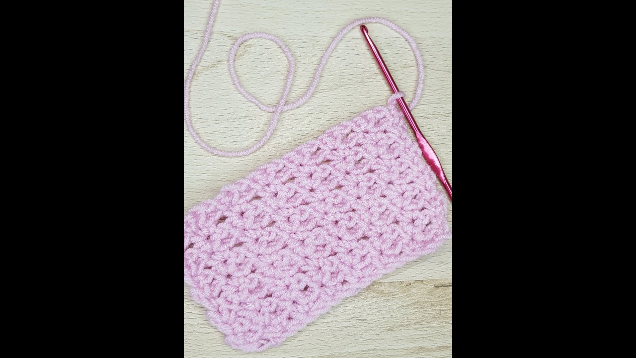 #shorts Simple crochet pattern with single crochets and air loops ...