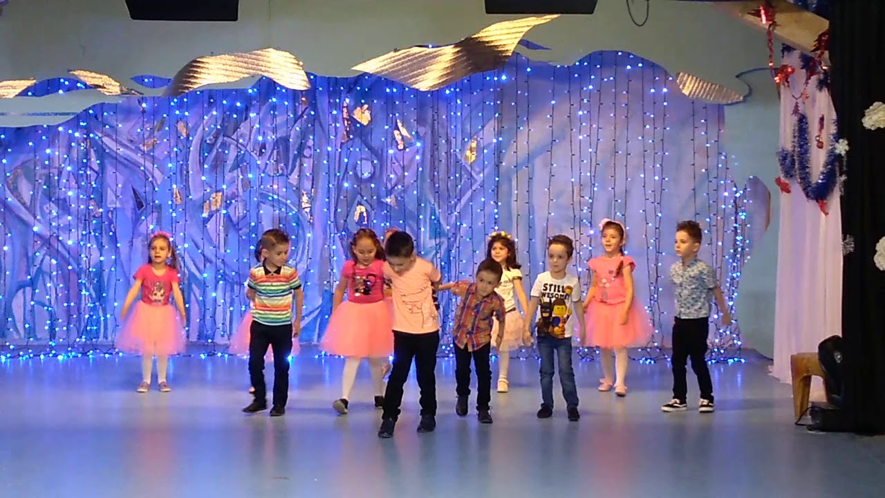 Curierul zilei - YouTube