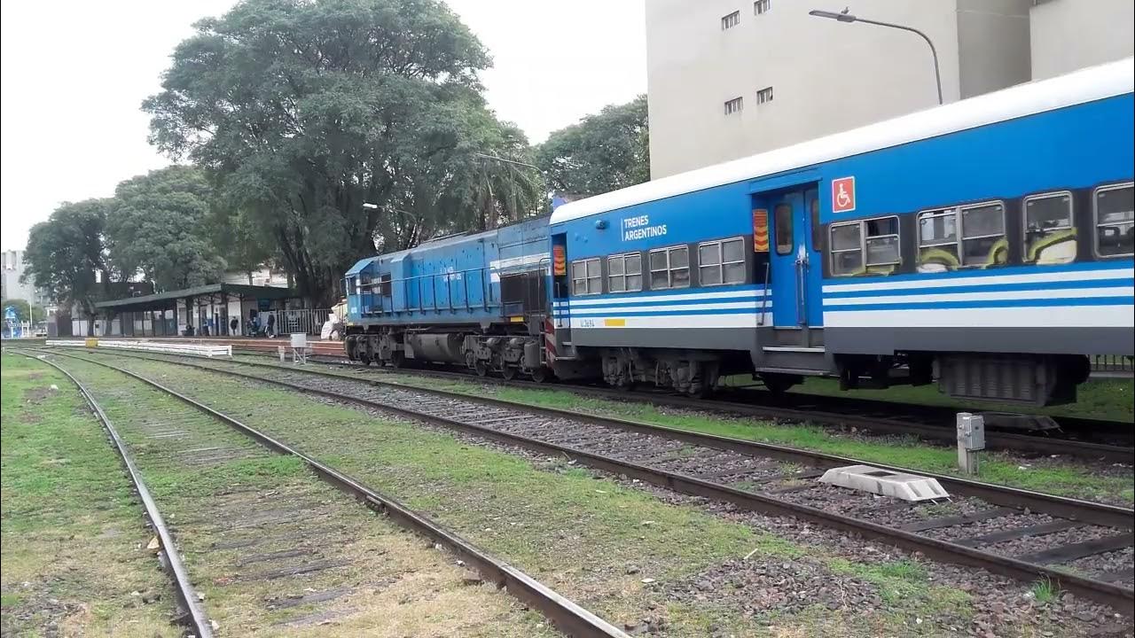 GM GT-22 CW-2 A910 con tren de pasajeros 4515 Temperley-Haedo de las 10 llegando a Haedo - YouTube
