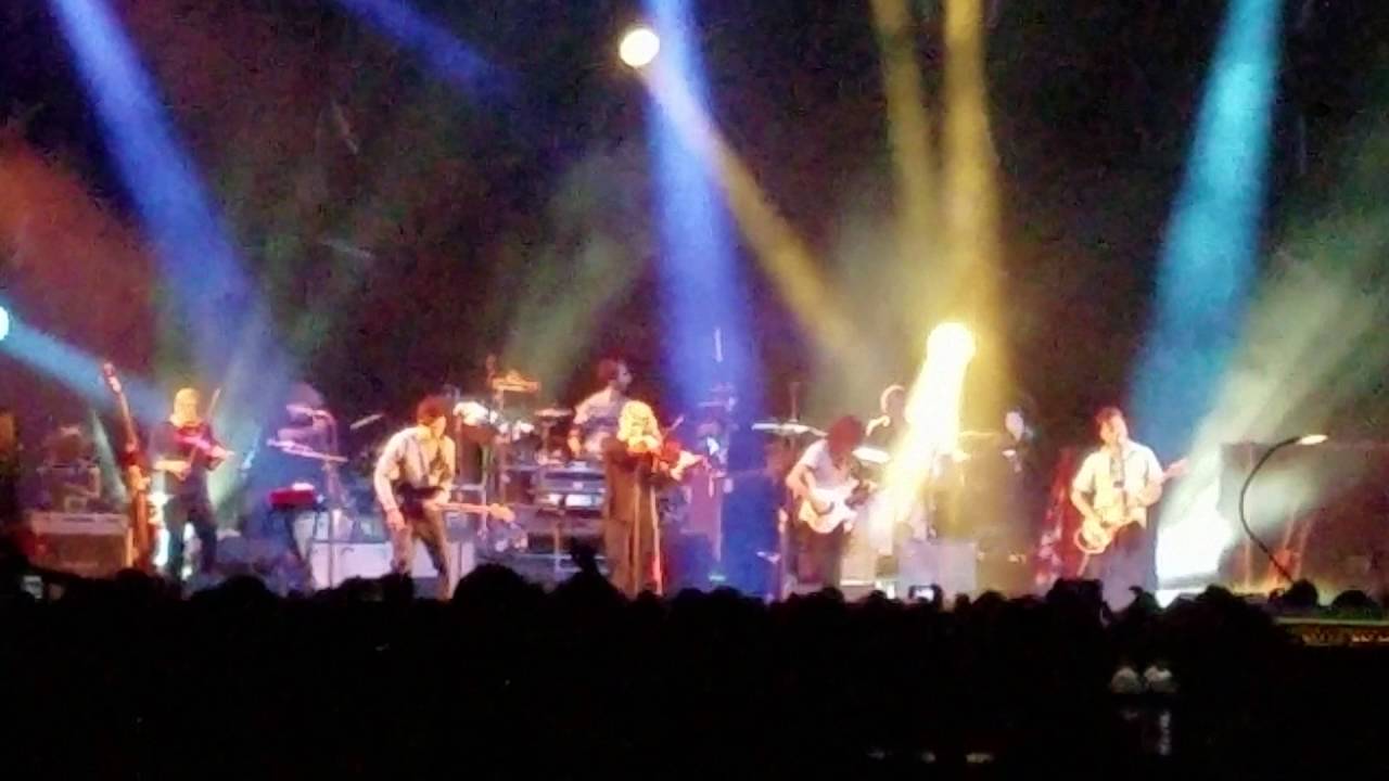 Modest Mouse- Styrofoam boots Via The Bert, BOK 2016 - YouTube