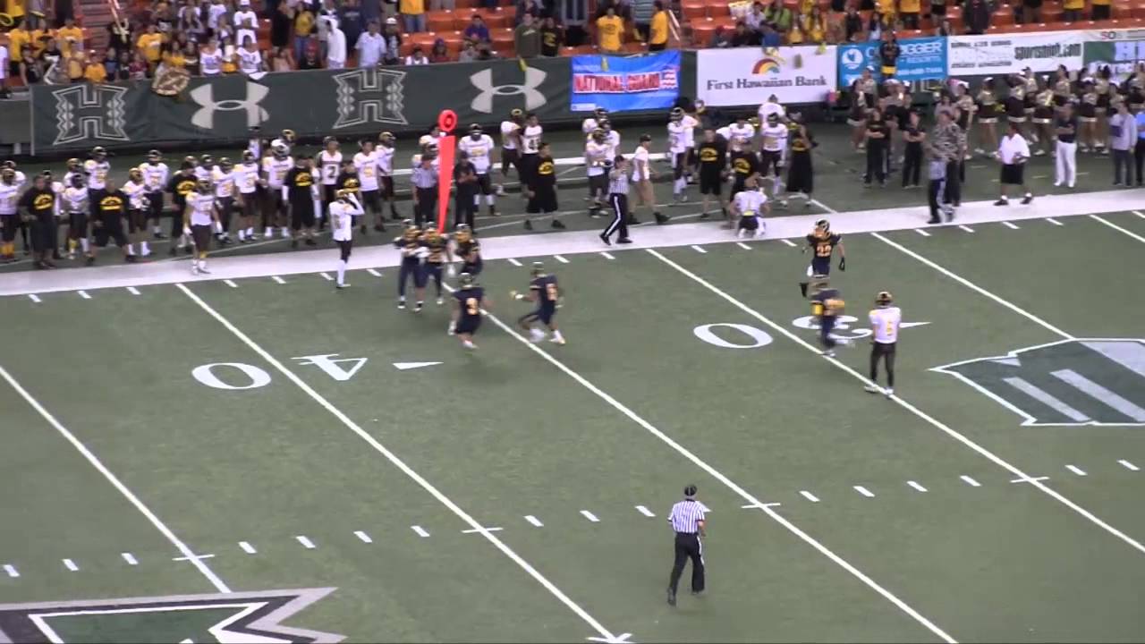 ScoringLive: Mililani vs. Punahou - Joseph Augafa, interception - YouTube