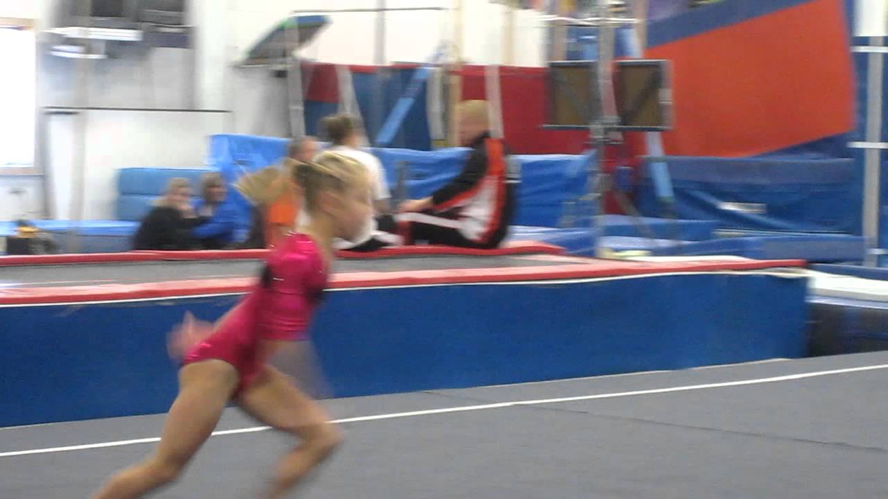 Anna McCabe 1st place 9.45 floor - YouTube