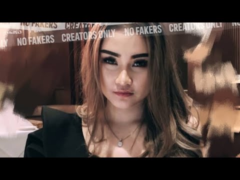 DESCRIBE YOUR EXPRESSION | She's Here Now #ElizaZachs