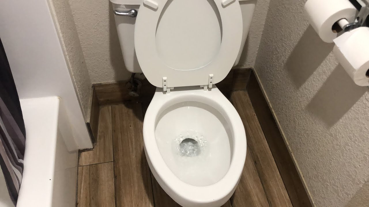 [1354] 1988 Briggs Conserver with clogged siphon jet - YouTube