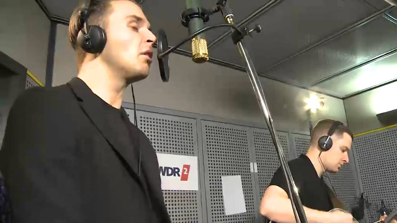 HURTS - Miracle Unplugged bei WDR 2 - YouTube