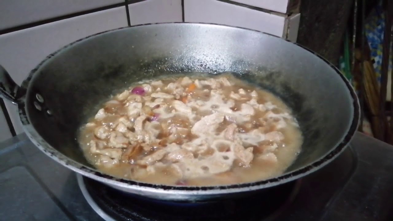 Lola c how to cook my pansit guisado - YouTube