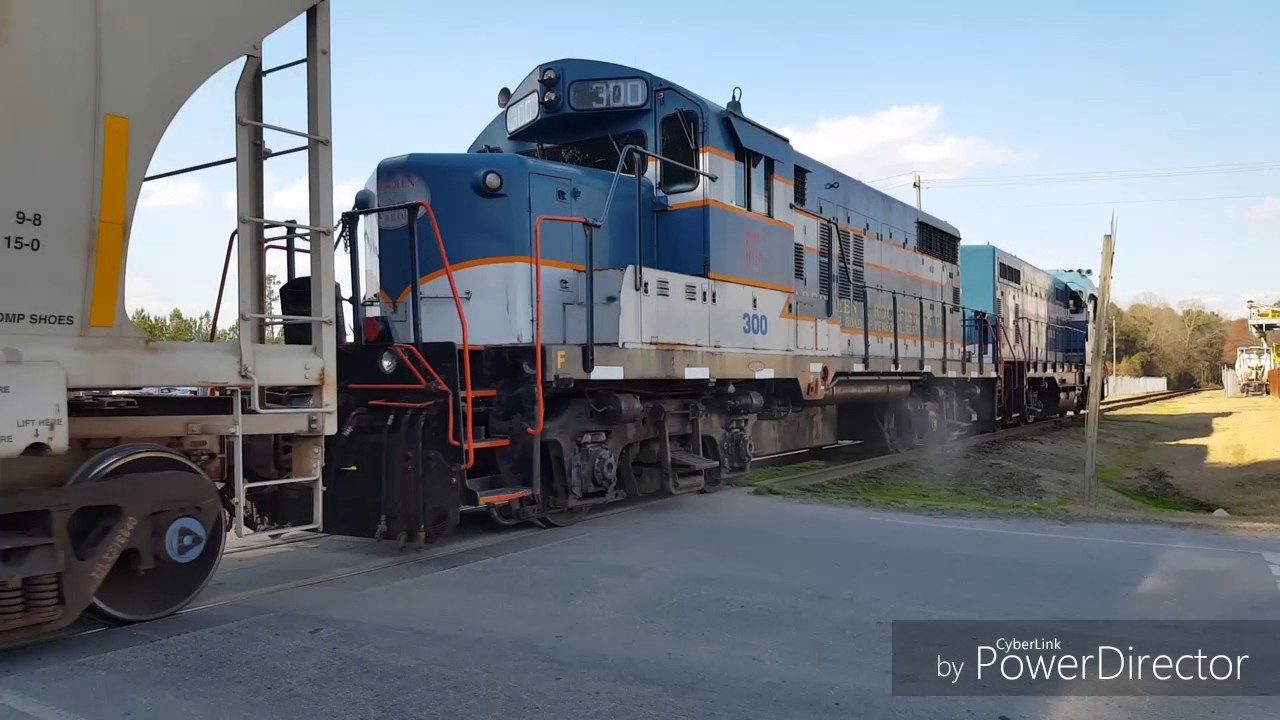 ABERDEEN & ROCKFISH 2486 (CF7) Switching Out Cars At the Cape Fear ...