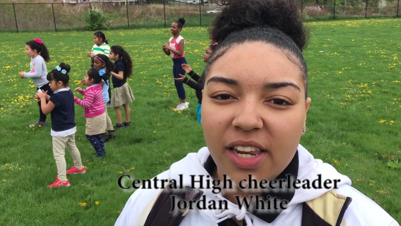 Springfield's Boland Elementary, Central High team up for Sports Day ...