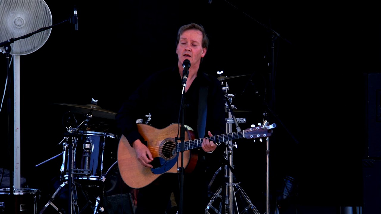 Roy Forbes performing "About My Broken Heart" at the 2015 Salt Spring ...