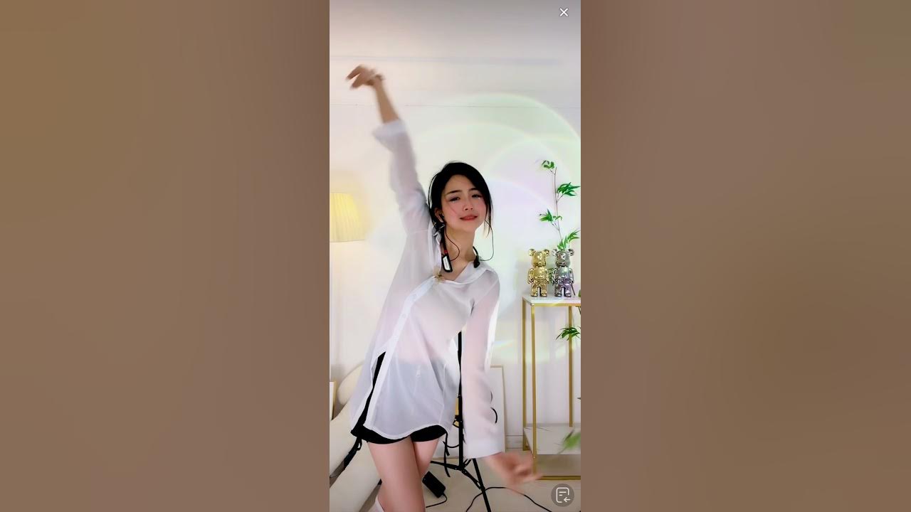 抖音舞蹈区跳舞女主播bgm最爱 周慧敏 透视装/Douyin Tik Tok Dance Female Anchor/see-through outfit - YouTube