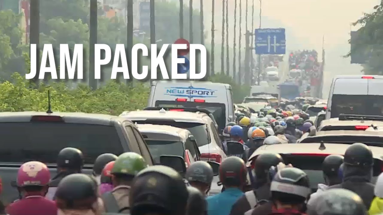 Traffic jam in HCM City/Ùn tắc tăng mạnh ở thành phố Hồ Chí Minh những ...