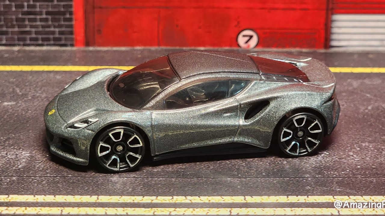 Lotus Emira - Factory Fresh by Hotwheels - Unboxing. - YouTube