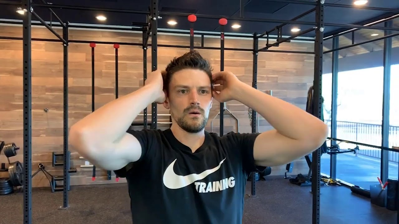 Shoulder Gators - Chest & Shoulder Stretch - YouTube