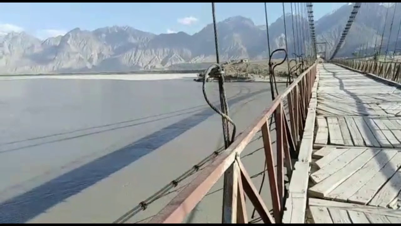 World Most Dangerous Suspension Bridge|Kowardo Bridge Skardu Gilgit ...