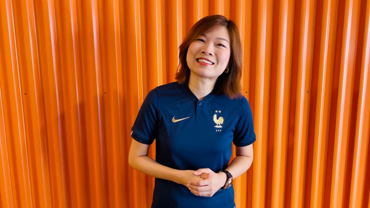 [18.12.2022] 晚上8點 直播 (世界杯決賽之前) 在 @Angela Saik 石依湄 YouTube 頻道 - YouTube