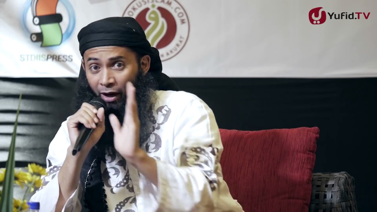 ust syafiq reza basalamah - YouTube