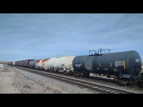 WB BNSF Manifest Train Feat Duo Rear DPUs In Helendale Ca! #bigbossrailfanner - YouTube