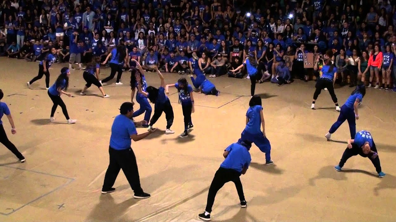 ERHS Don Games 2014 00 BLUE TEAM SKIT - YouTube