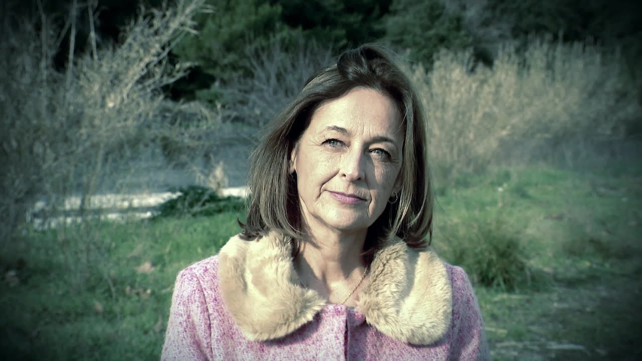 Place Politique à La Trinité avec Isabelle Martello (LR) - YouTube