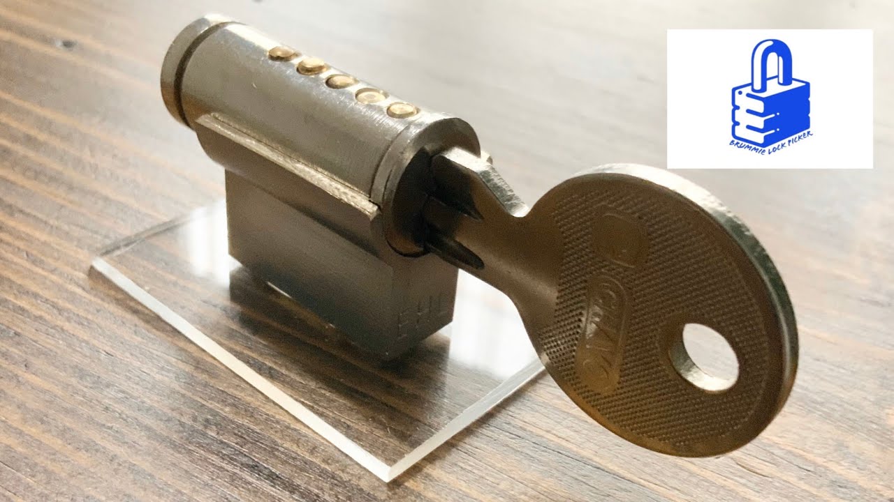 (27) Lock picking for Beginners - Make a simple core holder from thumb ...