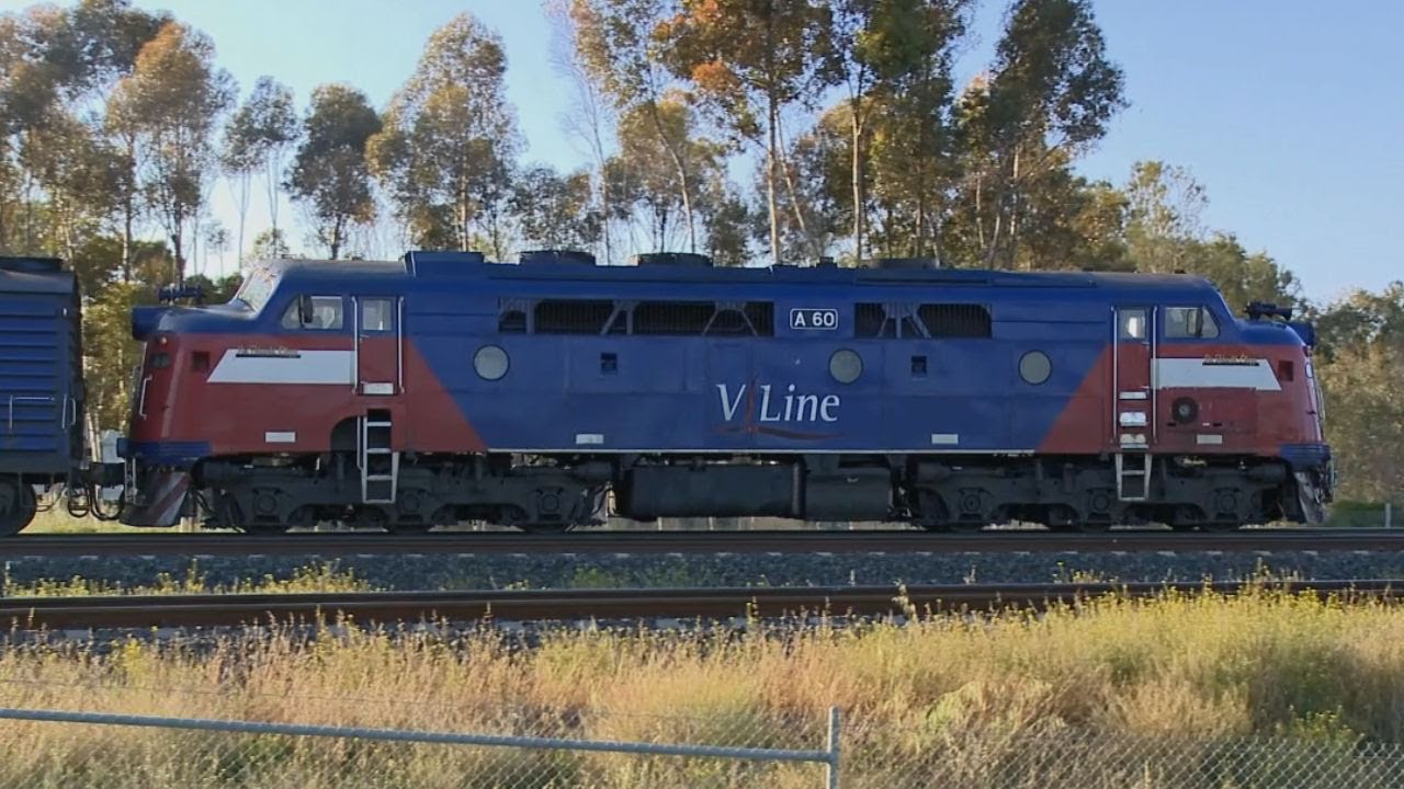 Vline Passenger Trains Near Little River (26/10/2009) - PoathTV ...
