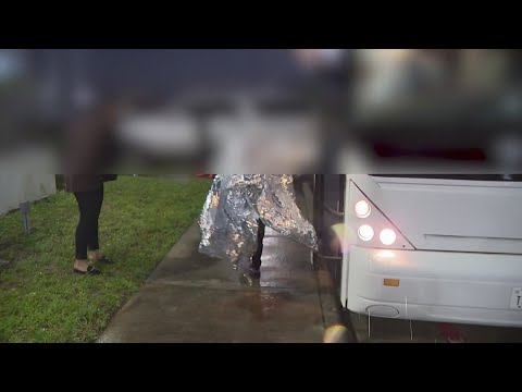 Texas border updates: Bus with migrants arriving in Houston after Title ...