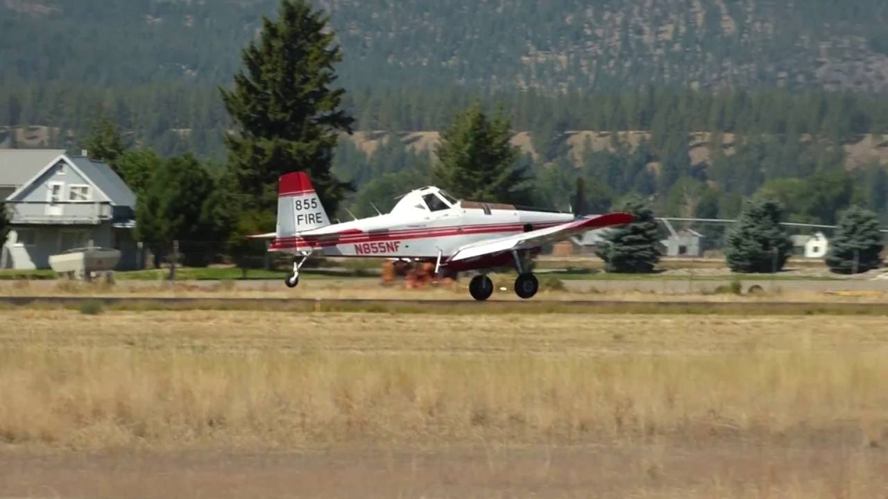 Air Tractor 802 SEAT Take-off - YouTube