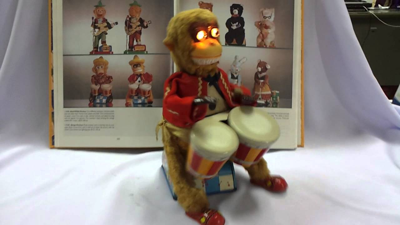 ALPS MONKEY PLAYING BONGO BATTERY OPERATED TIN TOY JAPAN - YouTube
