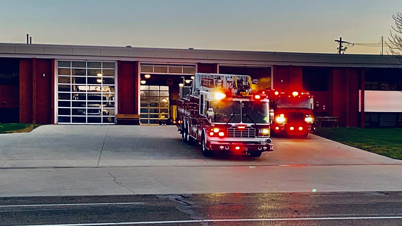 District 42, Engine 42, Ladder 42 Responding (Smoke Odor Outdoor) - 4/3 ...