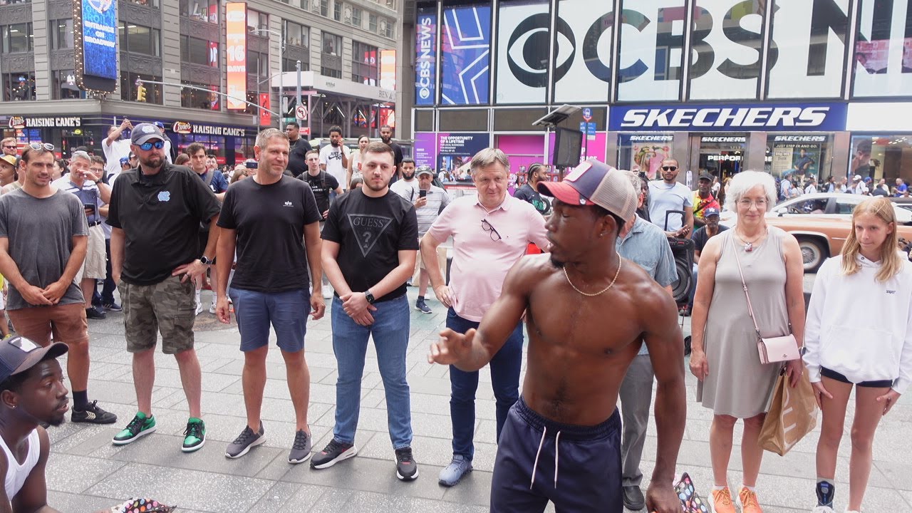 New York Times Square Street Performers 2023 - YouTube